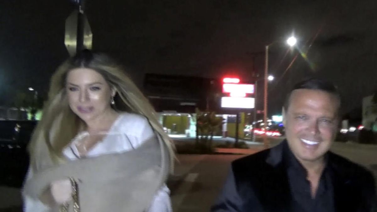 Luis Miguel fue fotografiado en Los Angeles con una bella rubia en un ...