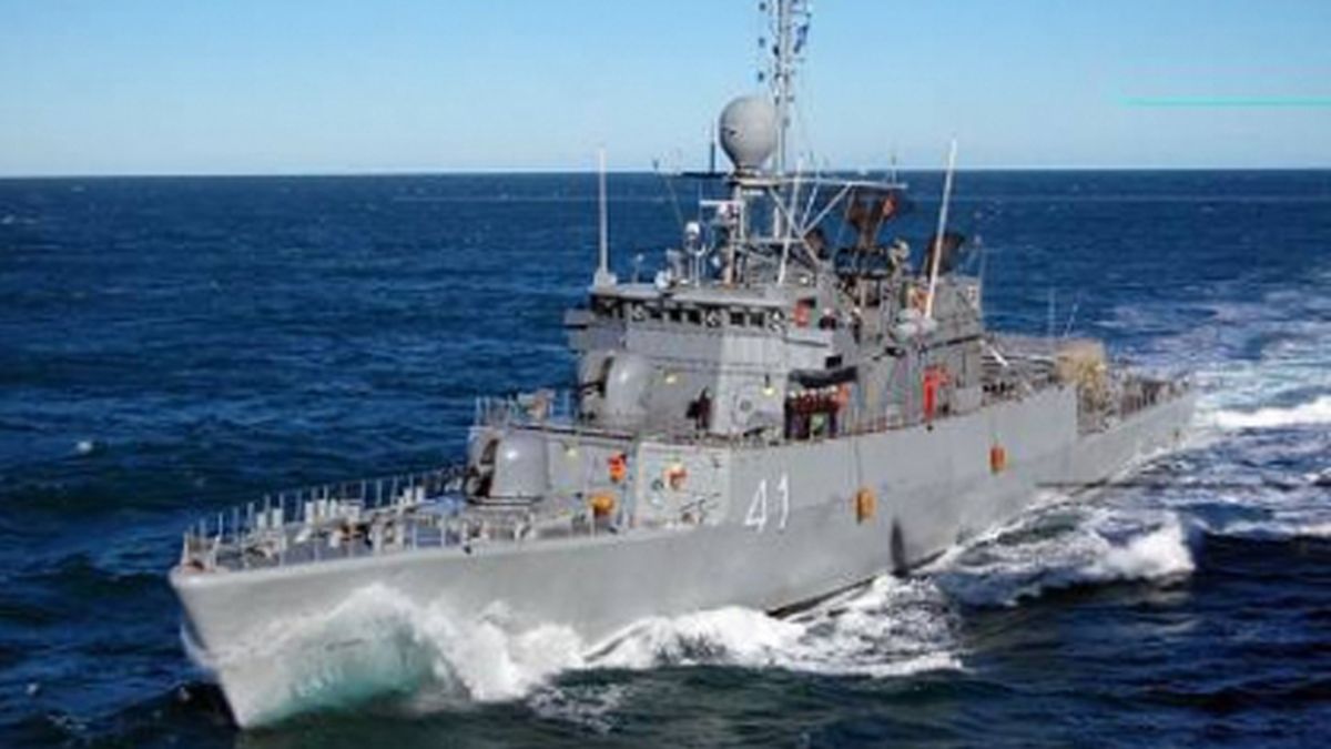 La corbeta Espora zarpará mañana desde Sudáfrica y llegará al país el ...