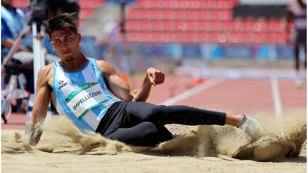 Brian Impellizzeri ganó la medalla dorada en salto en largo T37