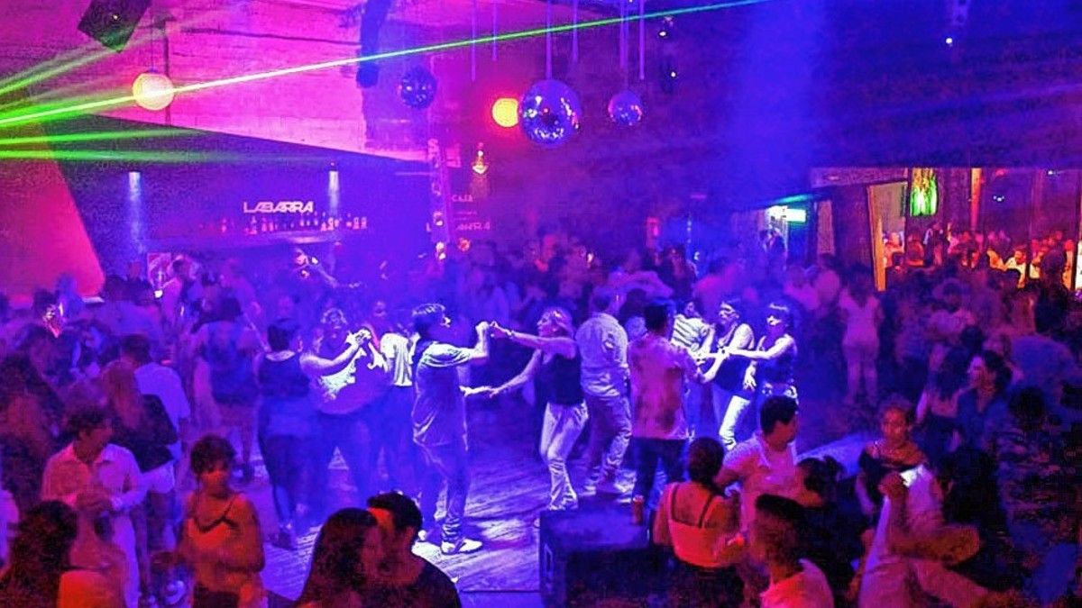 Boliches bailables ultiman los detalles para reabrir