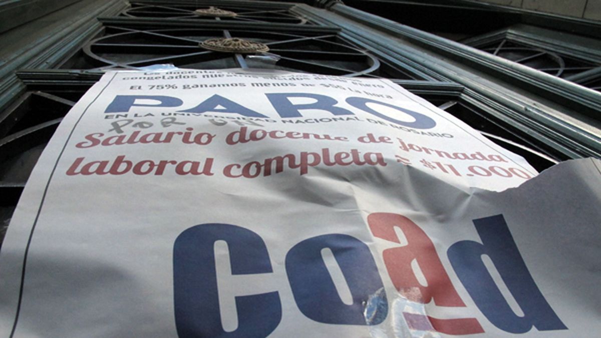 Los docentes universitarios de Coad sacarán mañana el conflicto a las ...