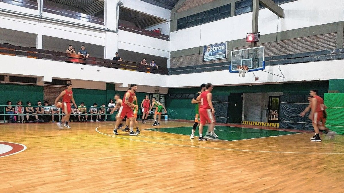 Macabi le ganó a Unión B y aseguró su lugar en semifinales