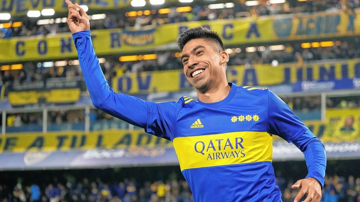 Juan Ramírez extendió su contrato con Boca