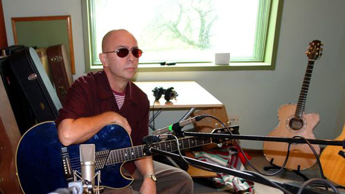 El Indio Solari anunció que esta semana llega a las bateas su nuevo disco