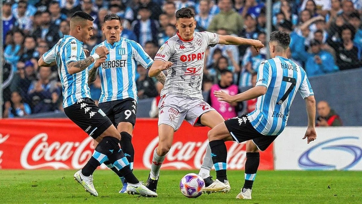 Racing Club se lo dio vuelta a Unión, y sigue prendido