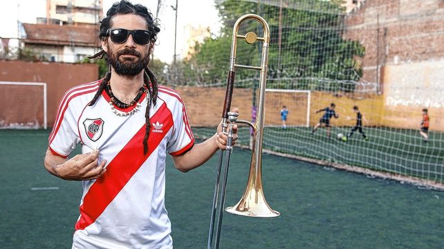 Martín Bustos, un crack de toda la cancha