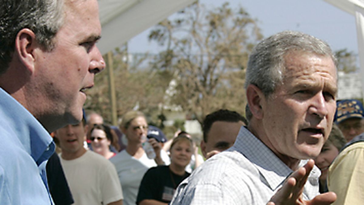 Denuncian desembarco de los Bush en Argentina para explotar agua potable