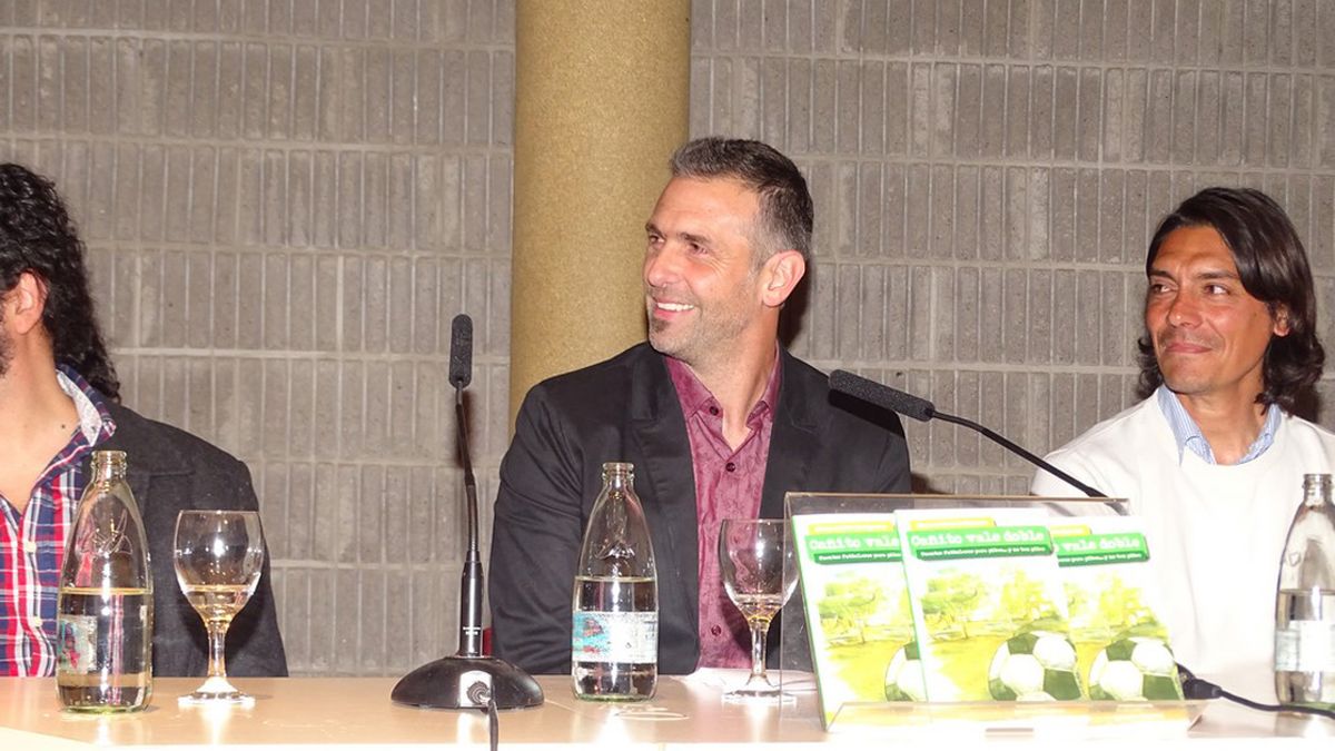 César Carignano presentó su libro Cañito vale doble