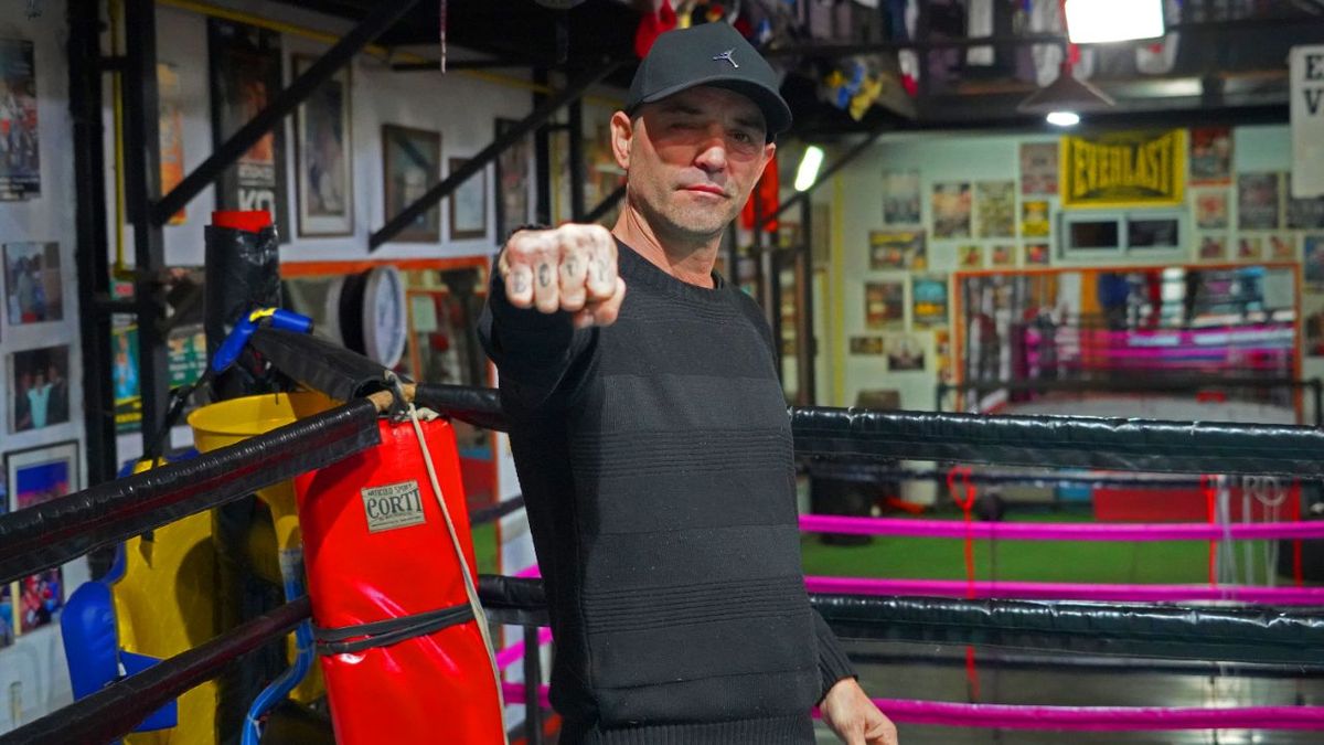 El Niño Alanis, de ser jockey al boxeo y hasta bajarse del ring por un ...