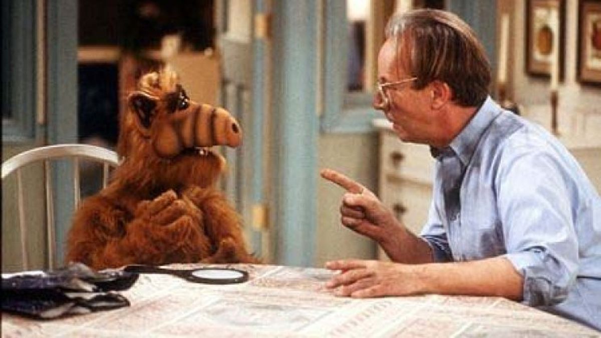 Así terminó la carrera del padre de Alf: actor porno gay y consumidor ...