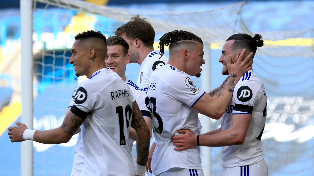 El Leeds ganó el clásico y sueña con la Europa League