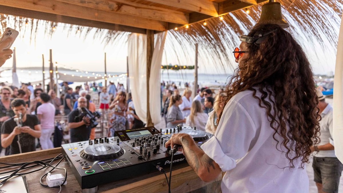 La Choza de Mar se mudó a La Mansa: gastronomía, música y diversión en ...