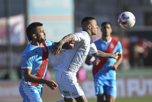 Banfield quiere estirar su levantada ante un casi condenado Arsenal