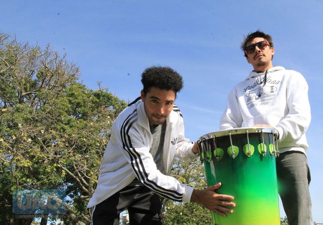 Samba Reggae, tambores que se hacen en Paraná y una puerta que se abre