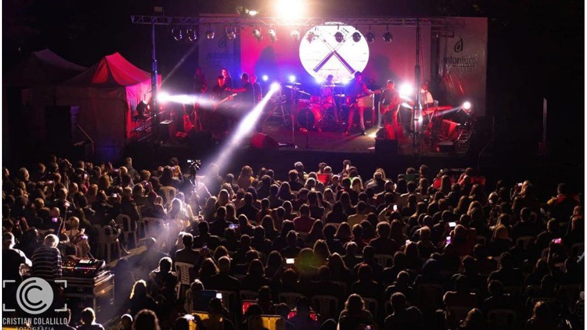 Prisma, la experiencia Pink Floyd llega a Paraná