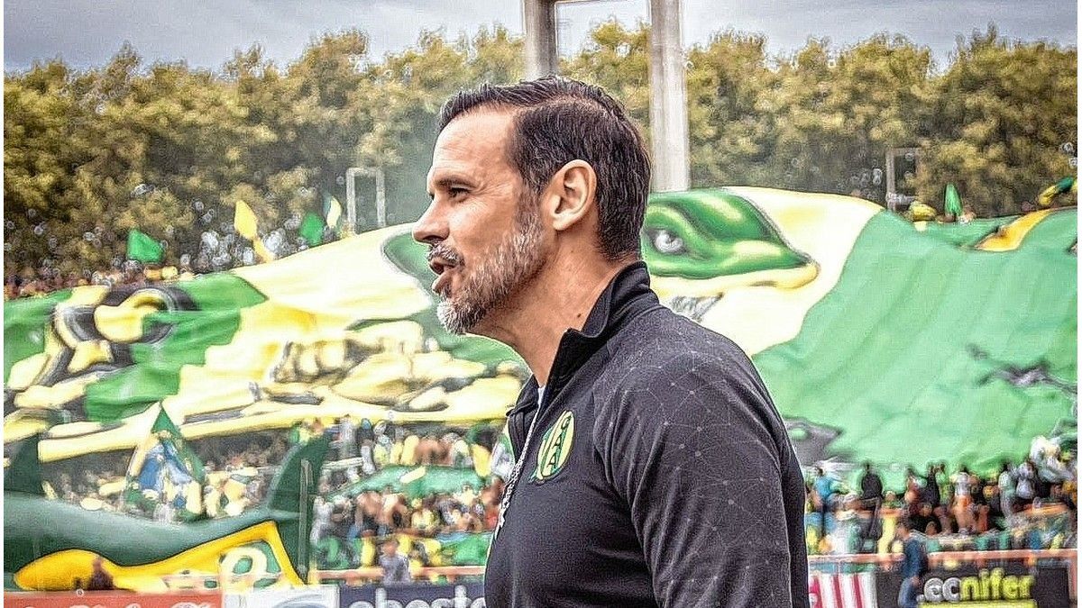 Andrés Yllana se convirtió en el nuevo entrenador de Colón