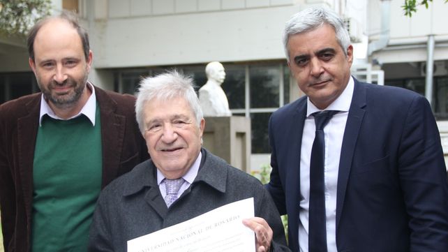 El doctor Hugo Tanno recibió el título de Profesor Honorario