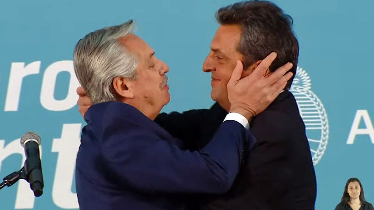 Juró Sergio Massa y Alberto Fernández pidió unir esfuerzos