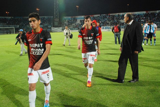 A Colón se le escapó la victoria por un grave error del arquero