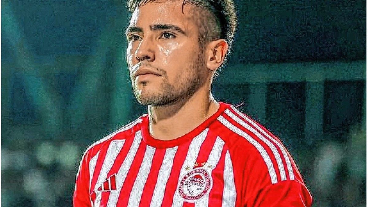 El Olympiacos de Francisco Ortega ganó la Conference League