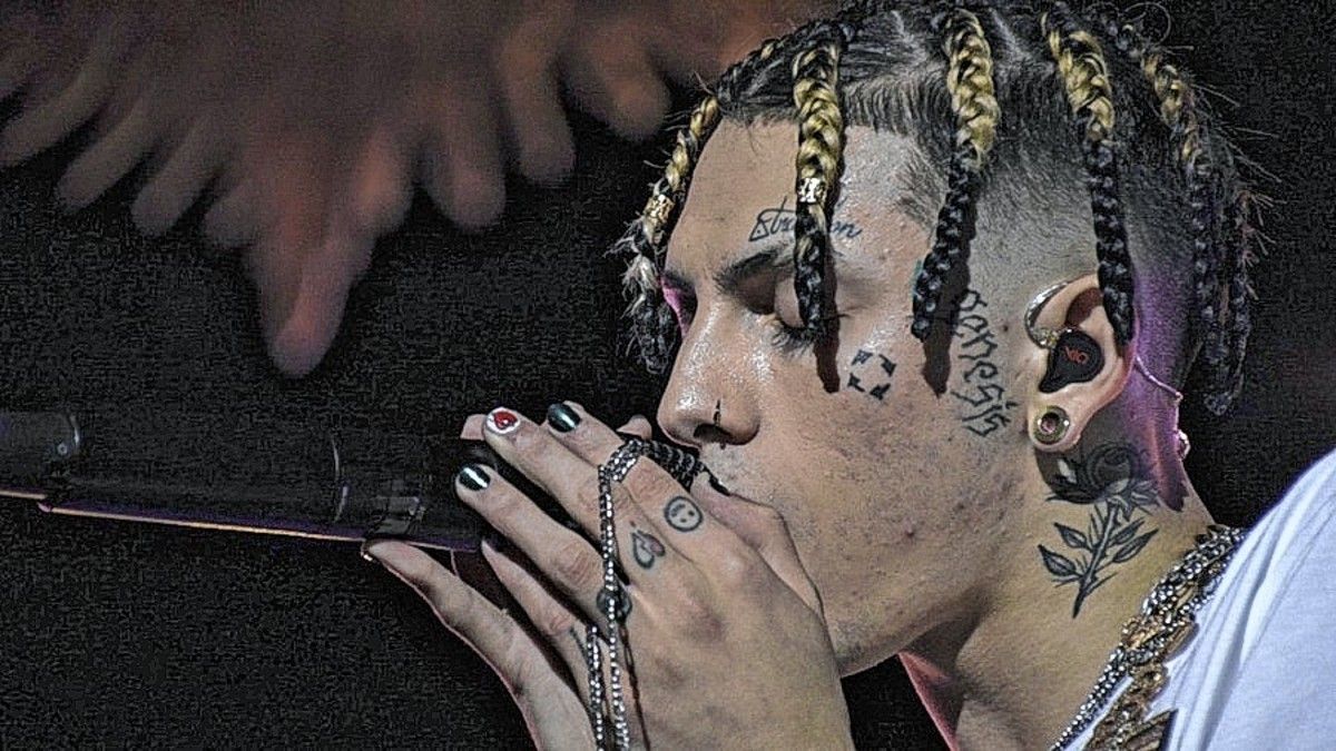 Khea y María Becerra, los galardonados en los Premios Lo Nuestro