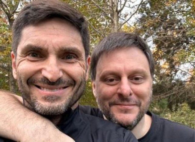 Pullaro compartió una foto con su viejo amigo Santoro, quien estuvo de ...
