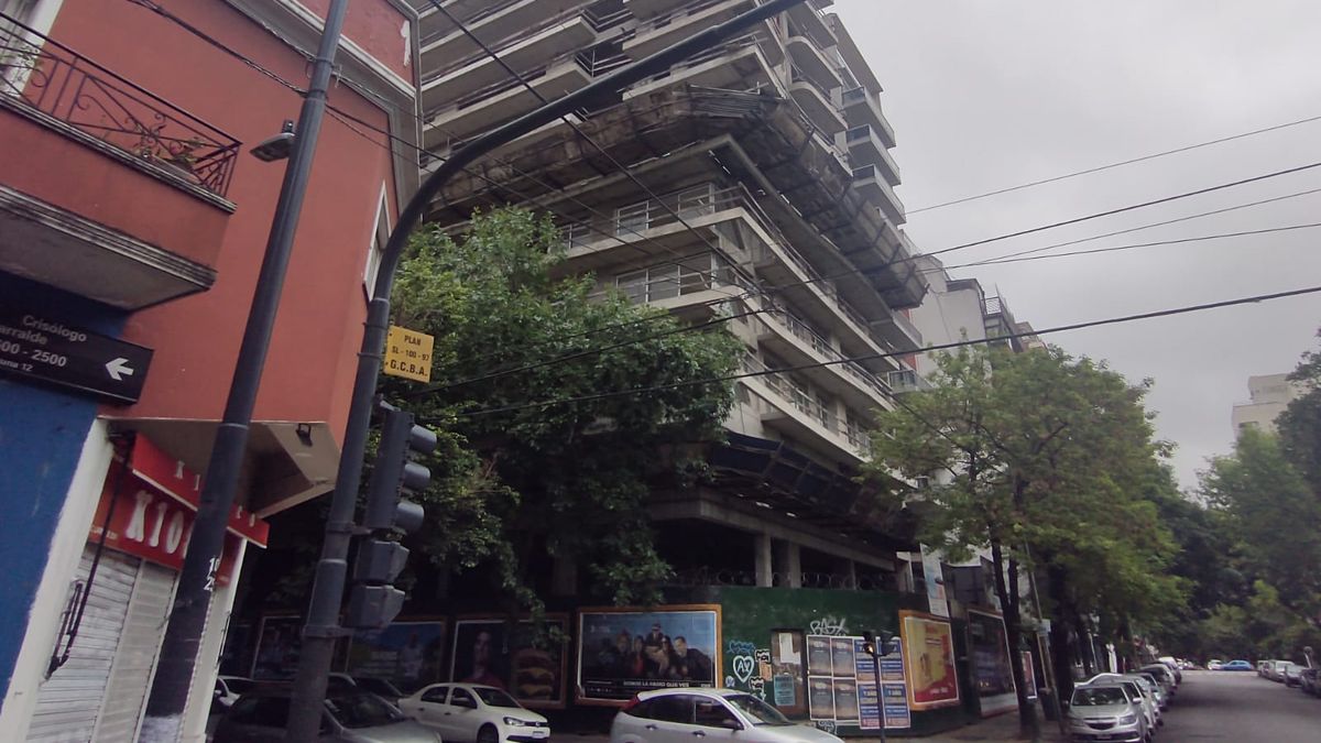 La increíble interna socialista que frenó un edificio en Caba