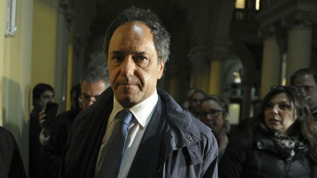 Scioli postergó su tratamiento en Italia y regresará a Argentina