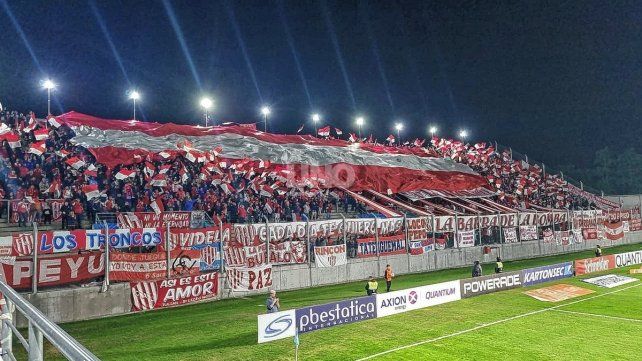 Una multitud acompañó a Unión en el debut en Copa Argentina