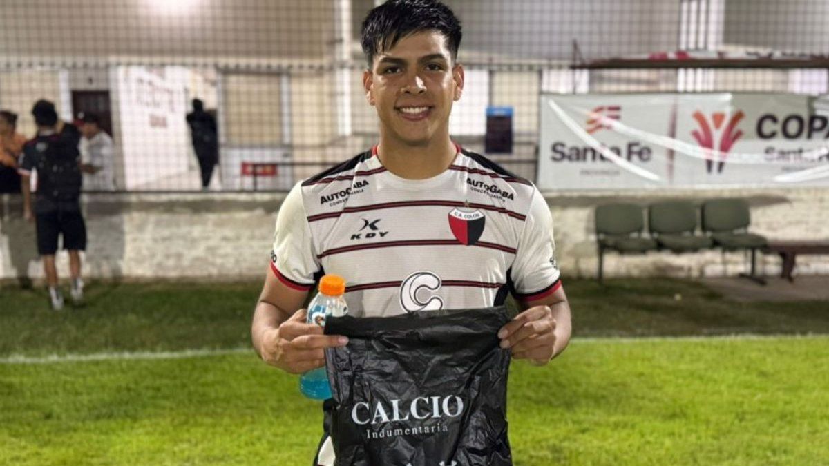 Iván Ojeda, la joya de la Reserva que pisa fuerte en Colón