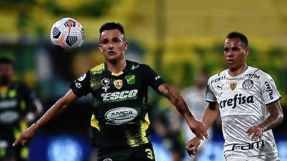 Defensa inicia su serie de octavos de final ante Flamengo