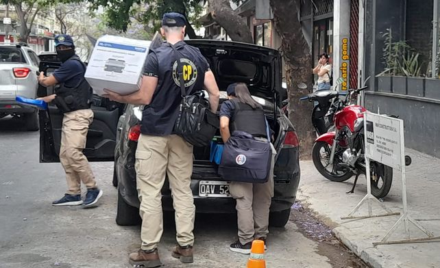 Detienen a Pillín Bracamonte, jefe de la barra brava de Central, y al ...