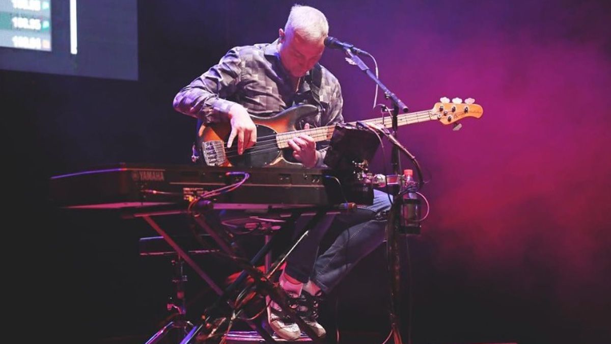 Pedro Aznar presenta Flor y Raíz en Santa Fe, una joya de canciones ...