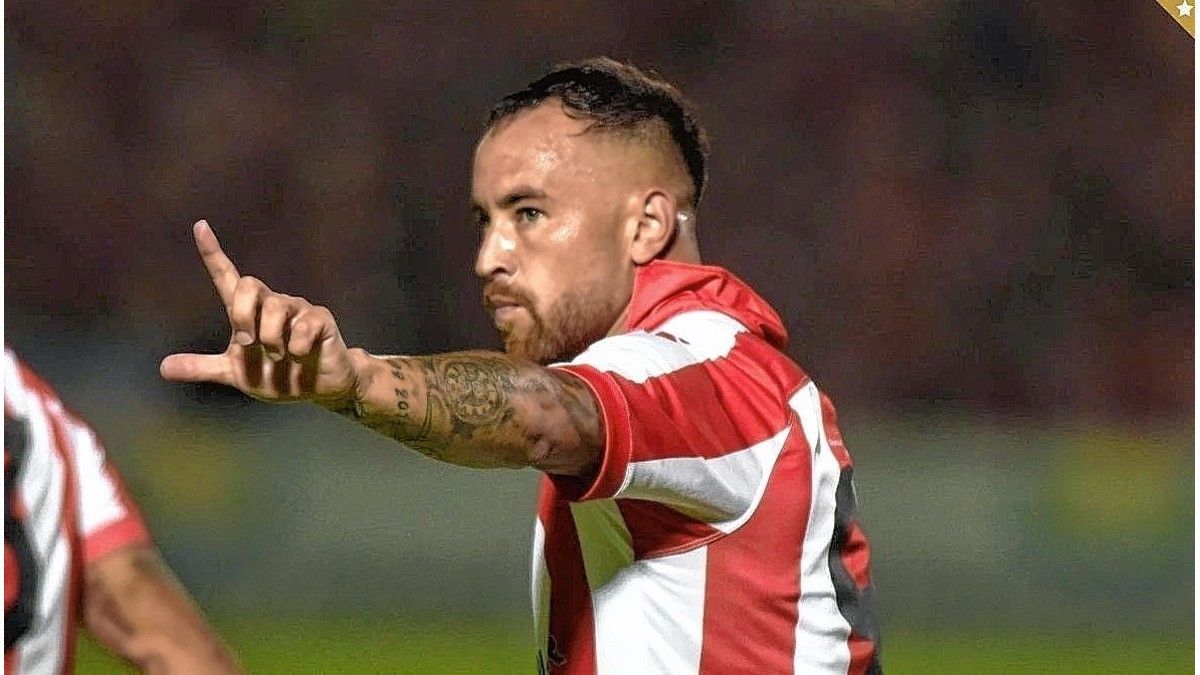 Colón espera la respuesta de Arias, quien maneja otras ofertas