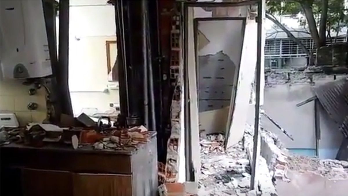 Un video muestra el interior del edificio que se derrumbó ayer tras una ...