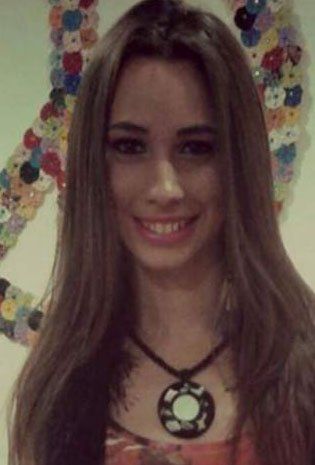 Así es Mechy Rohrer, la protagonista del video hot con dos pilotos