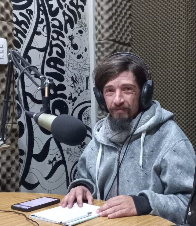 Qatar 2022: literatura mundialista en una radio comunitaria de Capitán ...