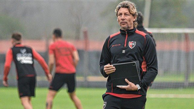 El crespense Gabriel Heinze se sumaría al cuerpo técnico del Arsenal de ...