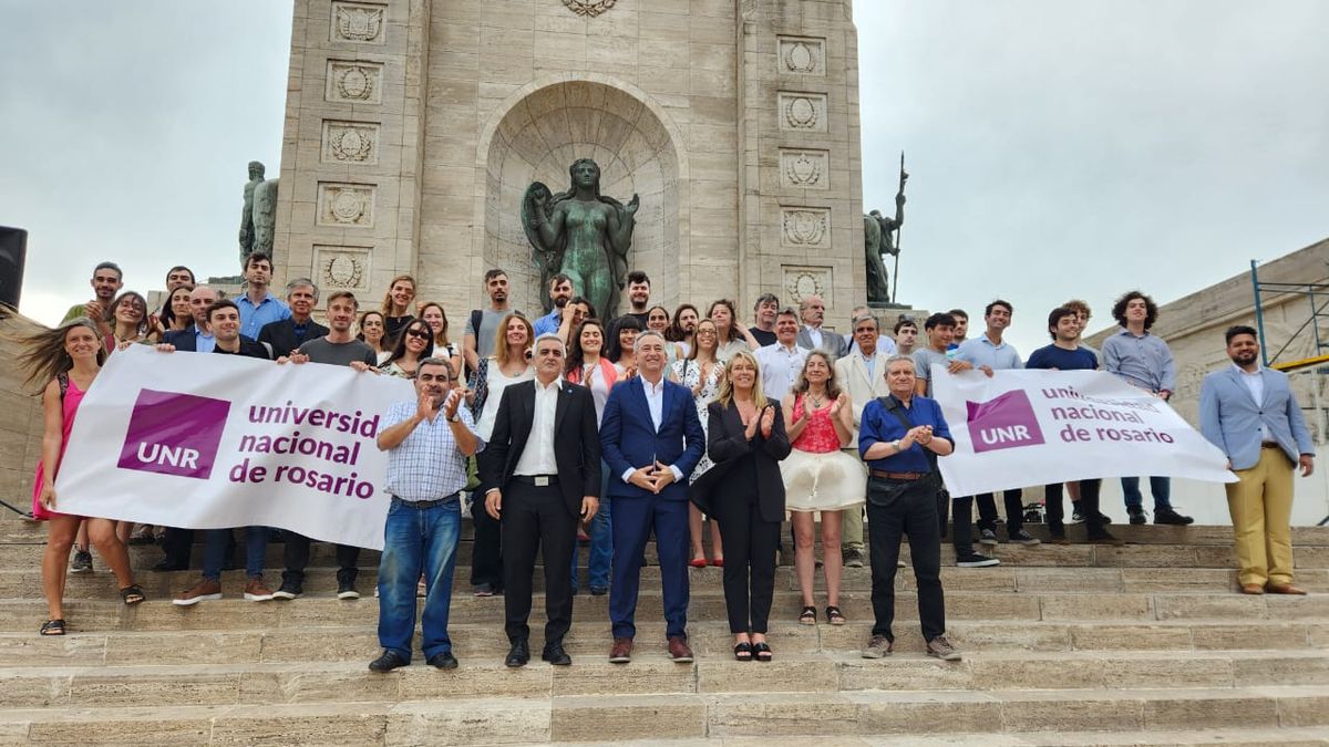 La UNR cumple 55 años y los celebra con más de 126 mil graduados