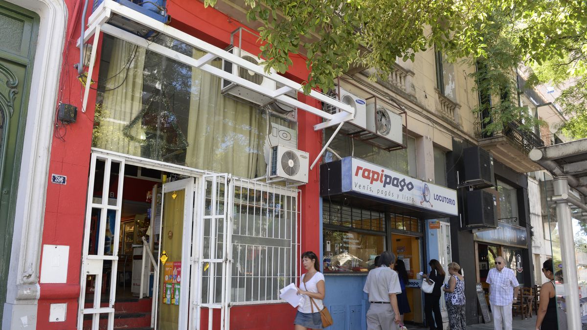 Iban a robar un rapipago y por error cayó un minimarket