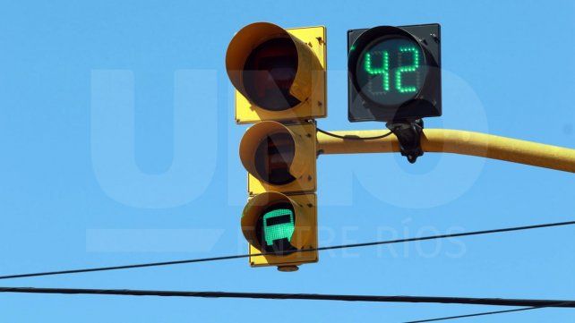 Renovarán semáforos en una importante avenida paranaense