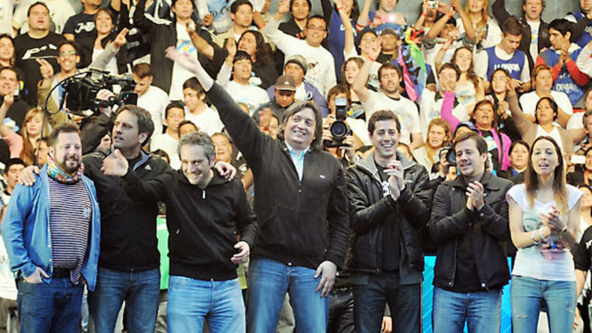 La Cámpora volvió a desafiar a la oposición a que compita con Cristina
