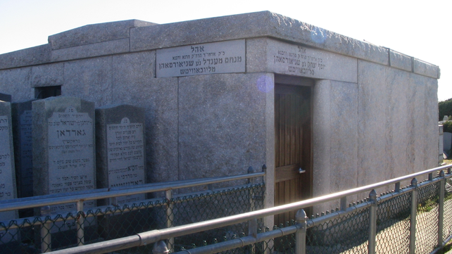 Quién fue el Rebe de Lubavitch, el rabino cuya tumba visitará Milei en ...