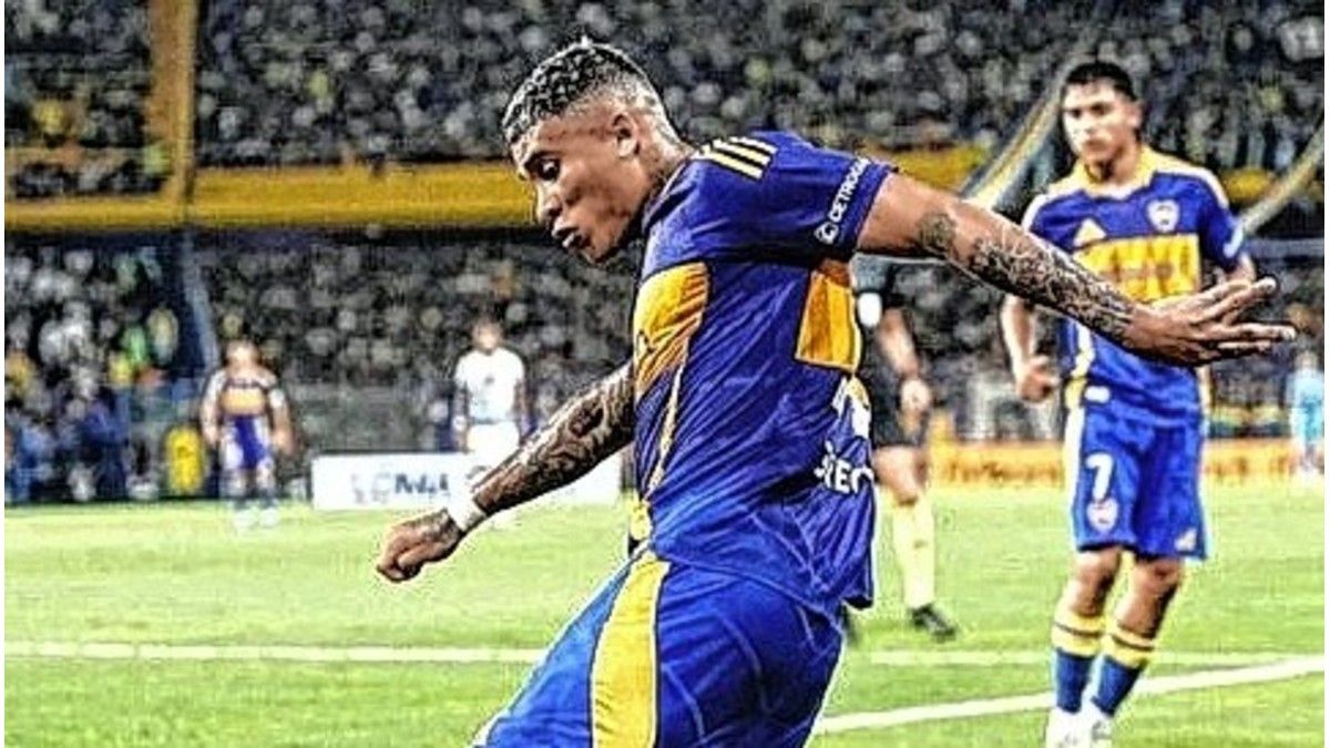 Ayrton Costa recibió su visa y Boca lo tendrá en el Mundial de Clubes