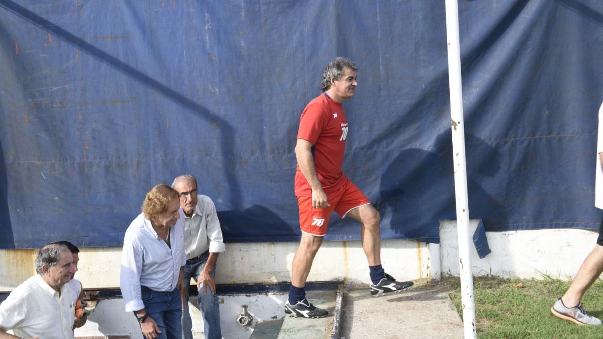 Es oficial: Cuffaro Russo, nuevo técnico de Central Córdoba