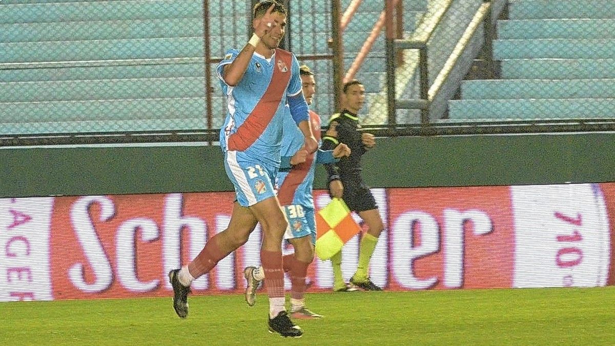 San Lorenzo se sumó al interés de Colón por Leonel Picco