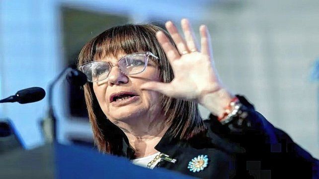 Patricia Bullrich adelantó que el gobierno discute la edad tope para ...