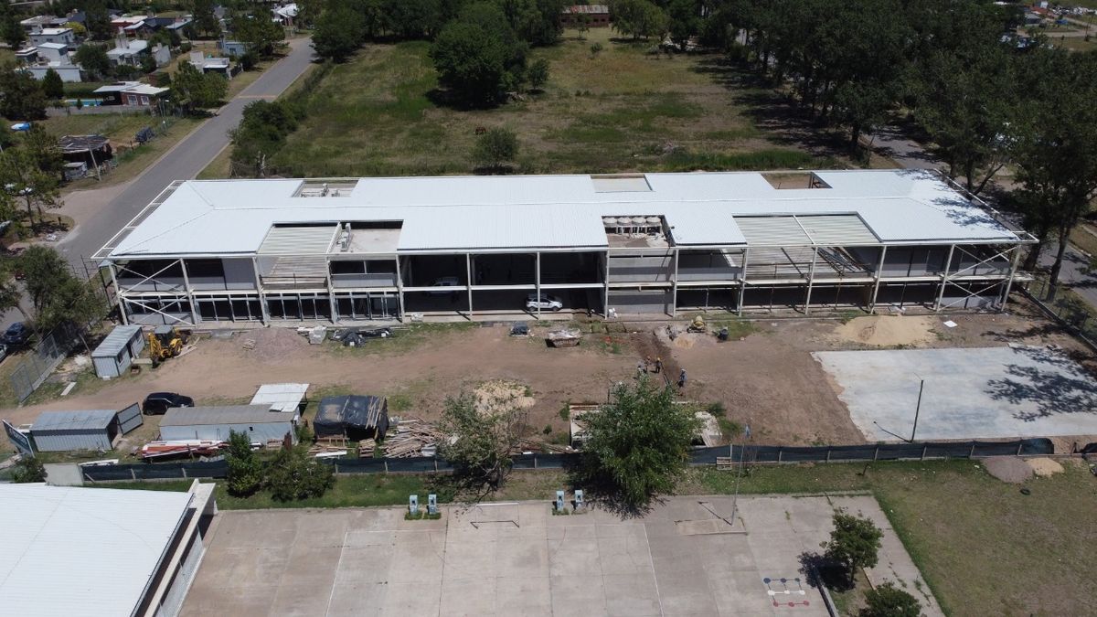Roldán: a mediados de marzo se habilitará parcialmente la nueva secundaria