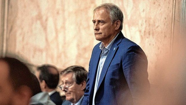 Baldassi: Es una vergüenza suspender a Herrera