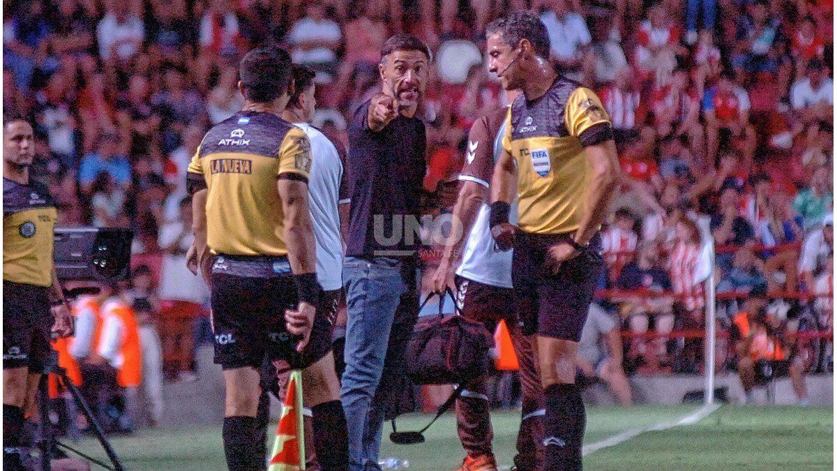Kily González es el segundo DT con menos eficacia dirigiendo a Unión